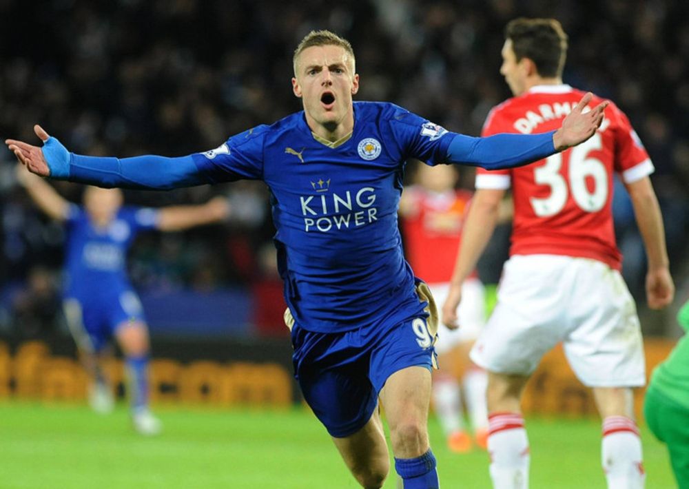 Vardy breaks record, Leicester hold United