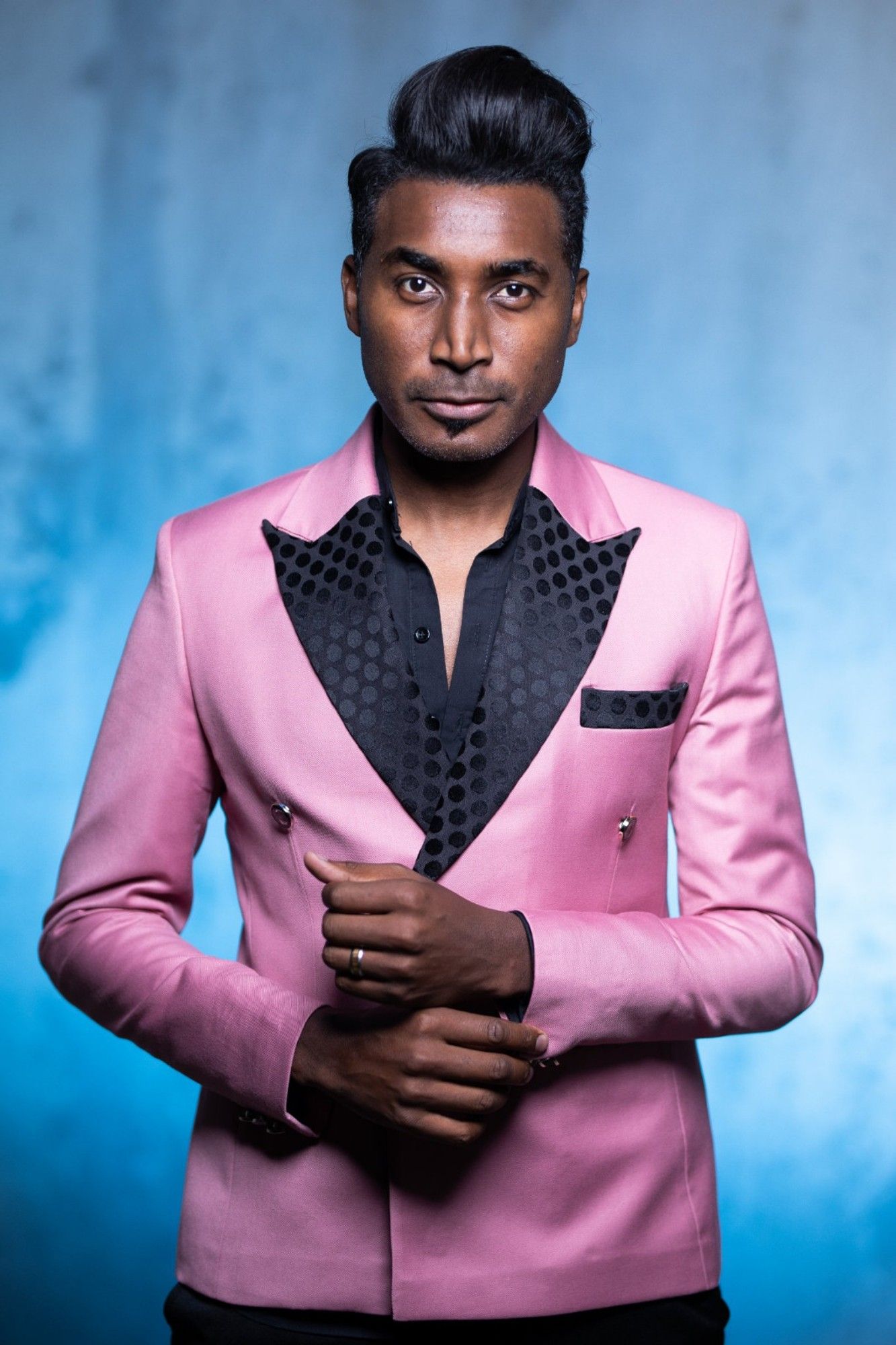 WATCH: Emo Adams to host new ‘Oppi Noot’