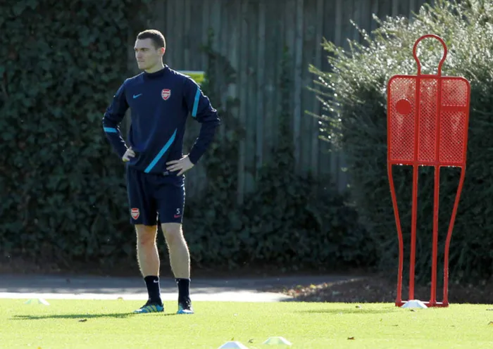 Vermaelen extends Arsenal contract