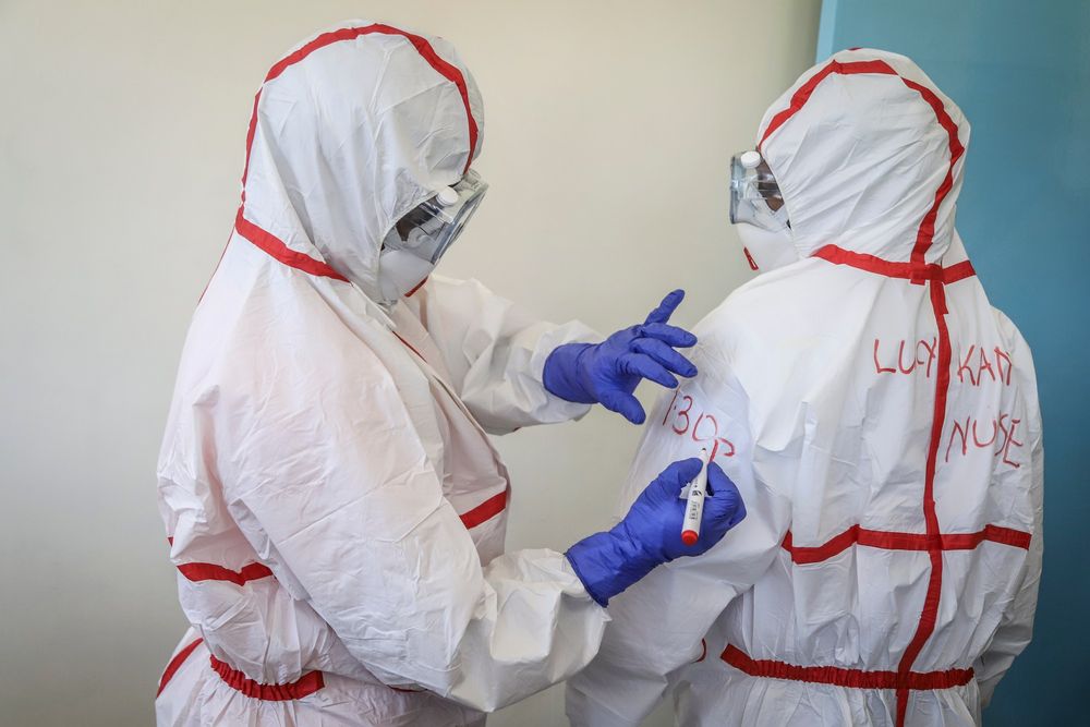 Coronavirus on verge of reaching 100 000 confirmed cases worldwide - WHO