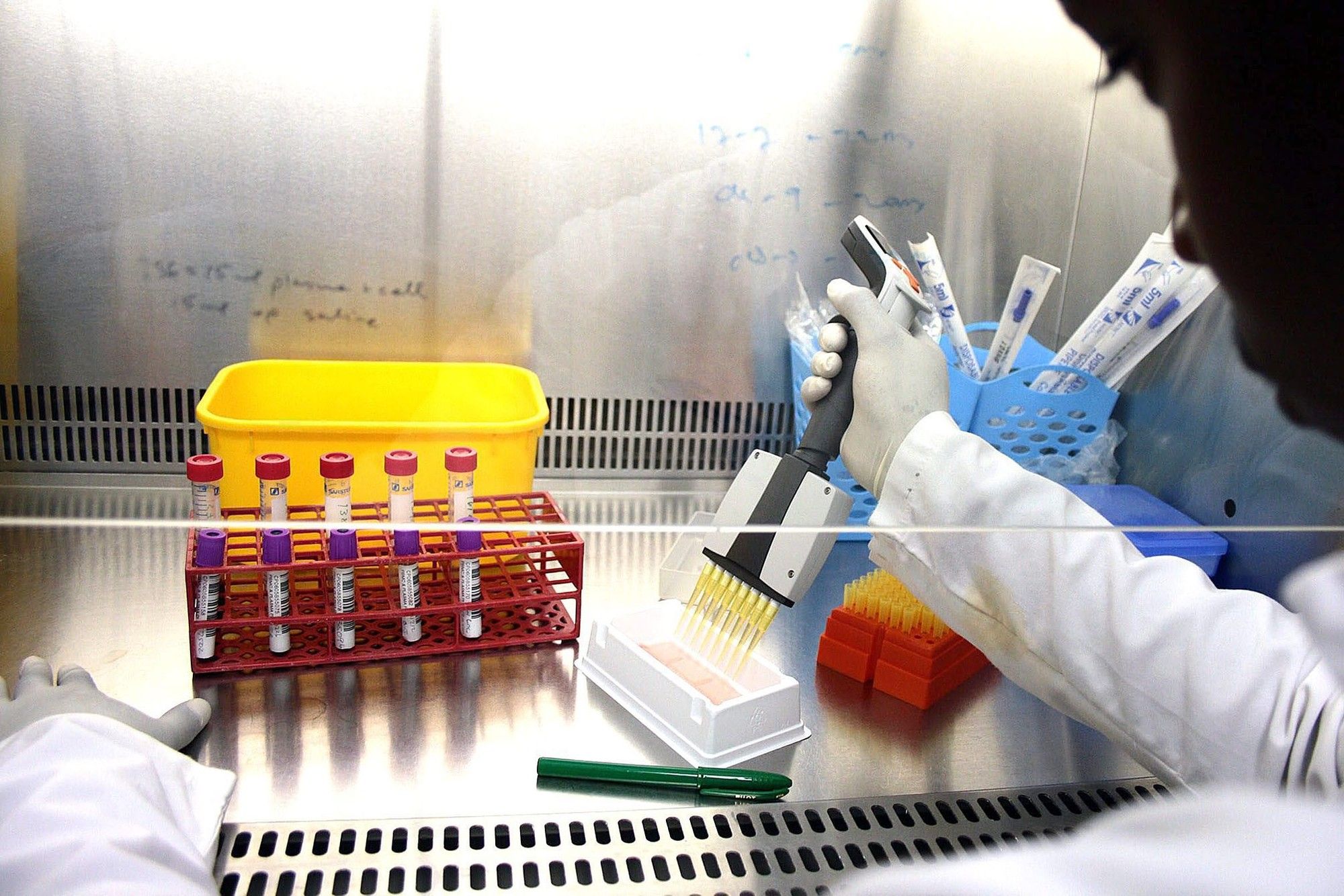 Lab holding Ebola in DRC's Goma 'safe' - WHO