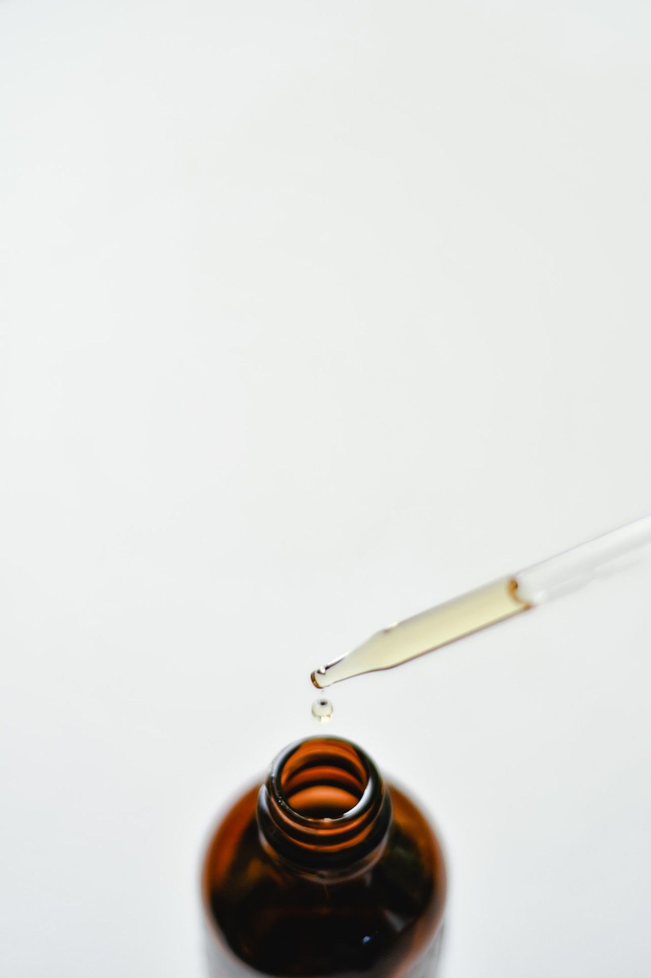 5 reasons why you should be using castor oil