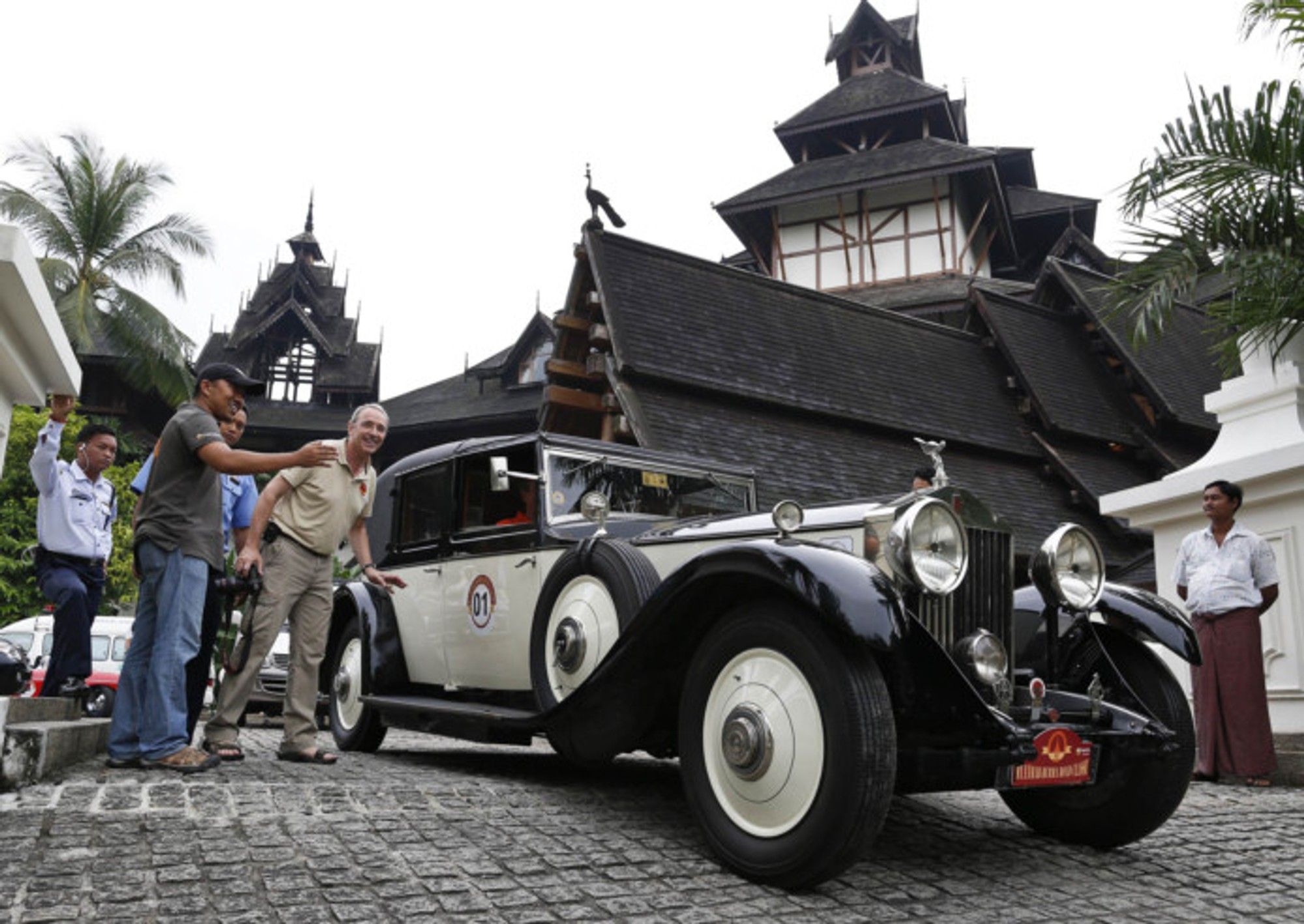 Rally to save Myanmar's classic cars