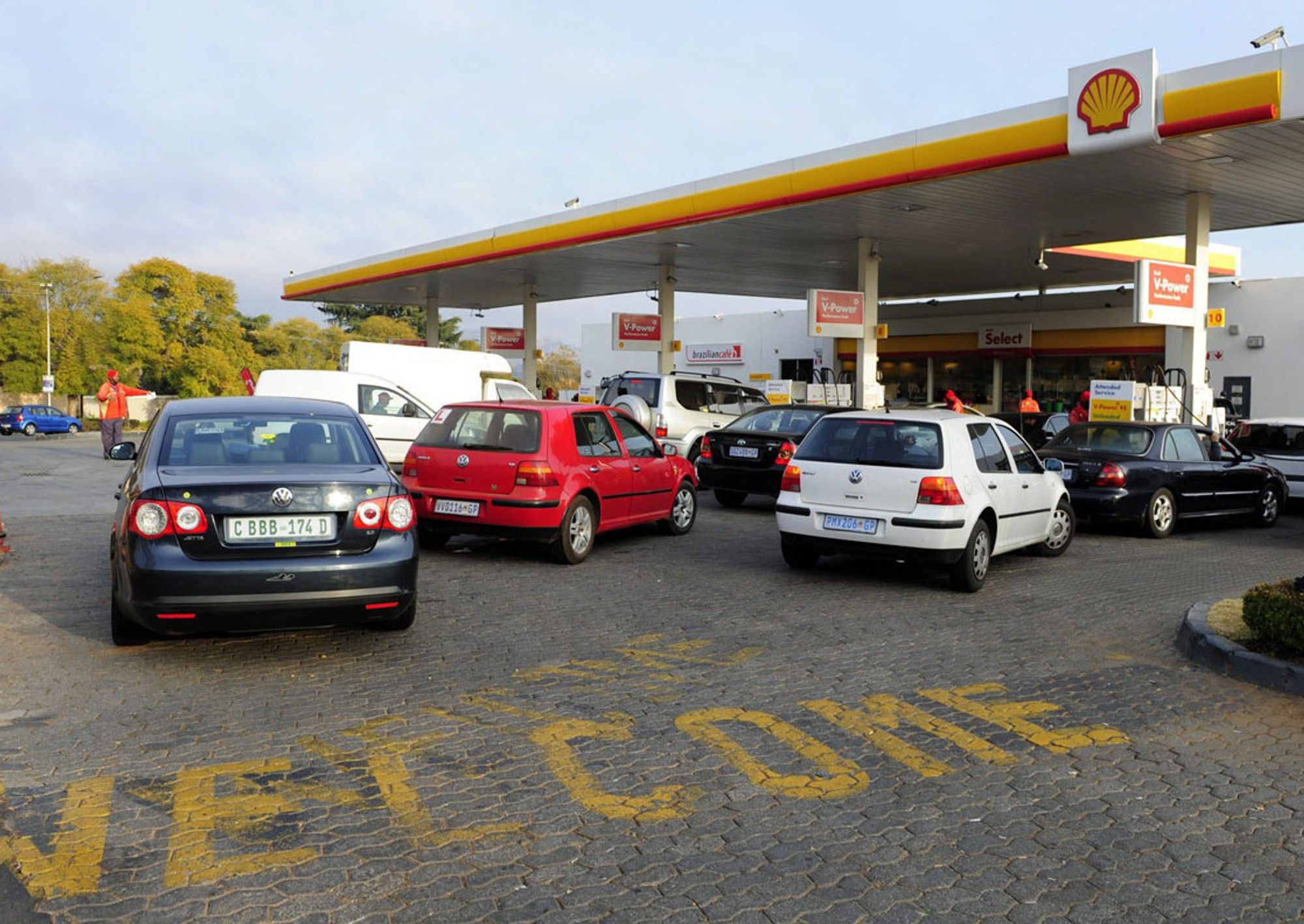 Fill your tank before the weekend