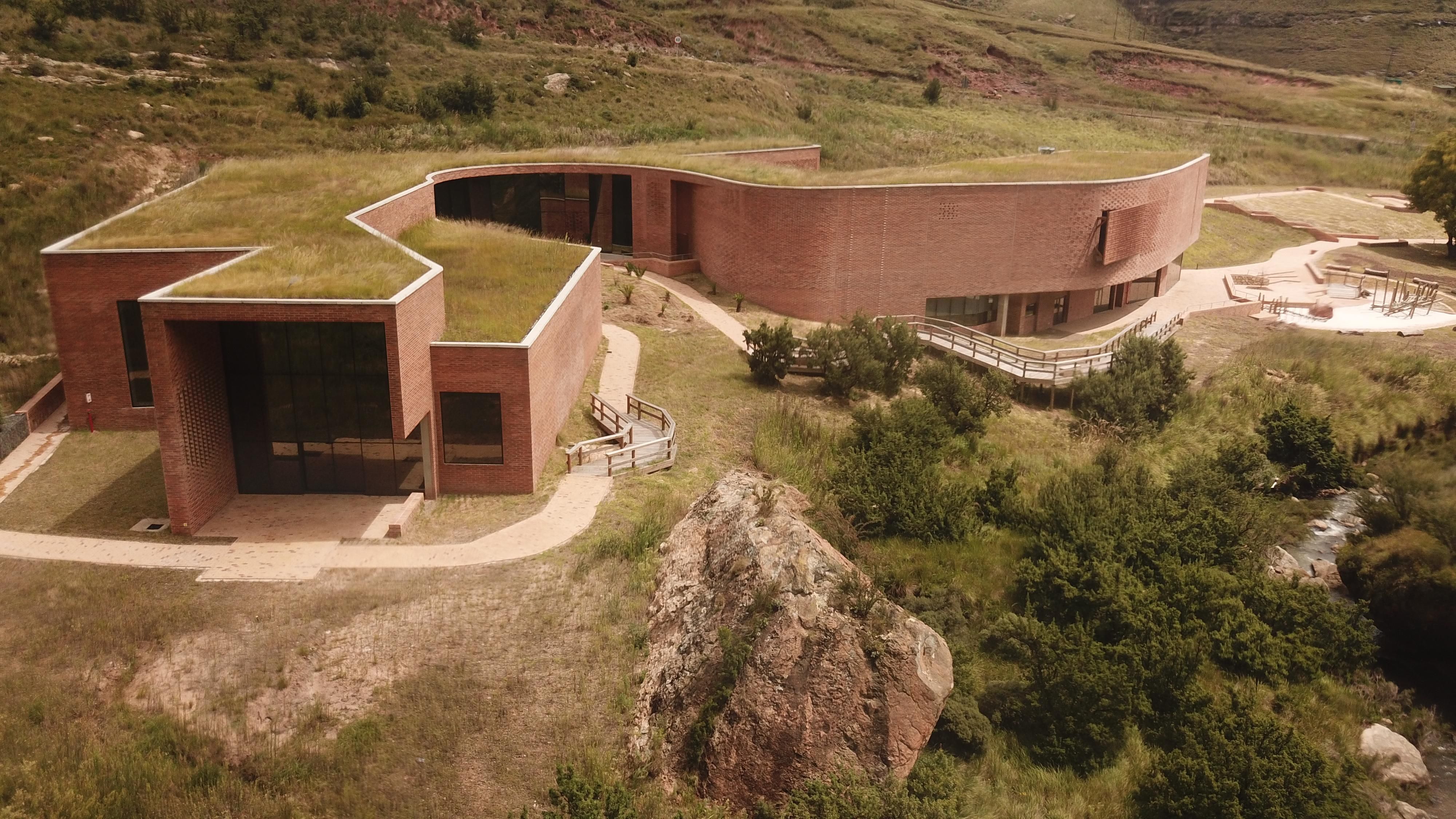 New dinosaur center set to stimulate national tourism in free state