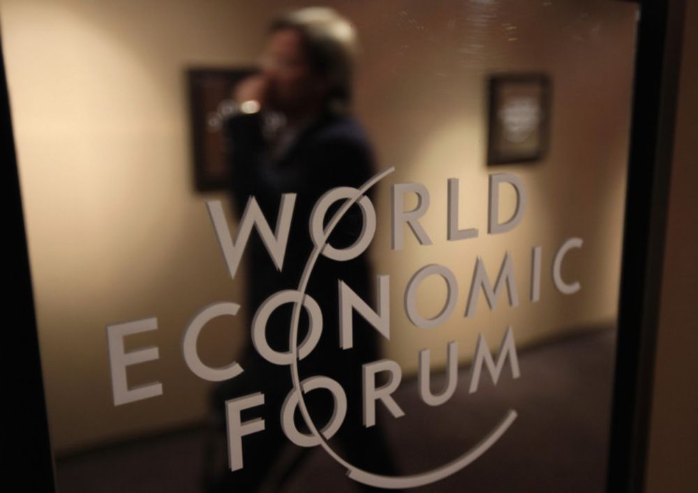 Gloom spreads among business leaders
