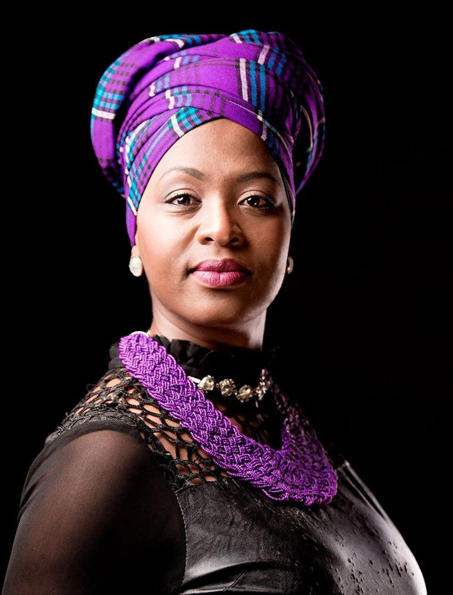 Umhlobo Wenene co-host threatened following suspension of main presenter.