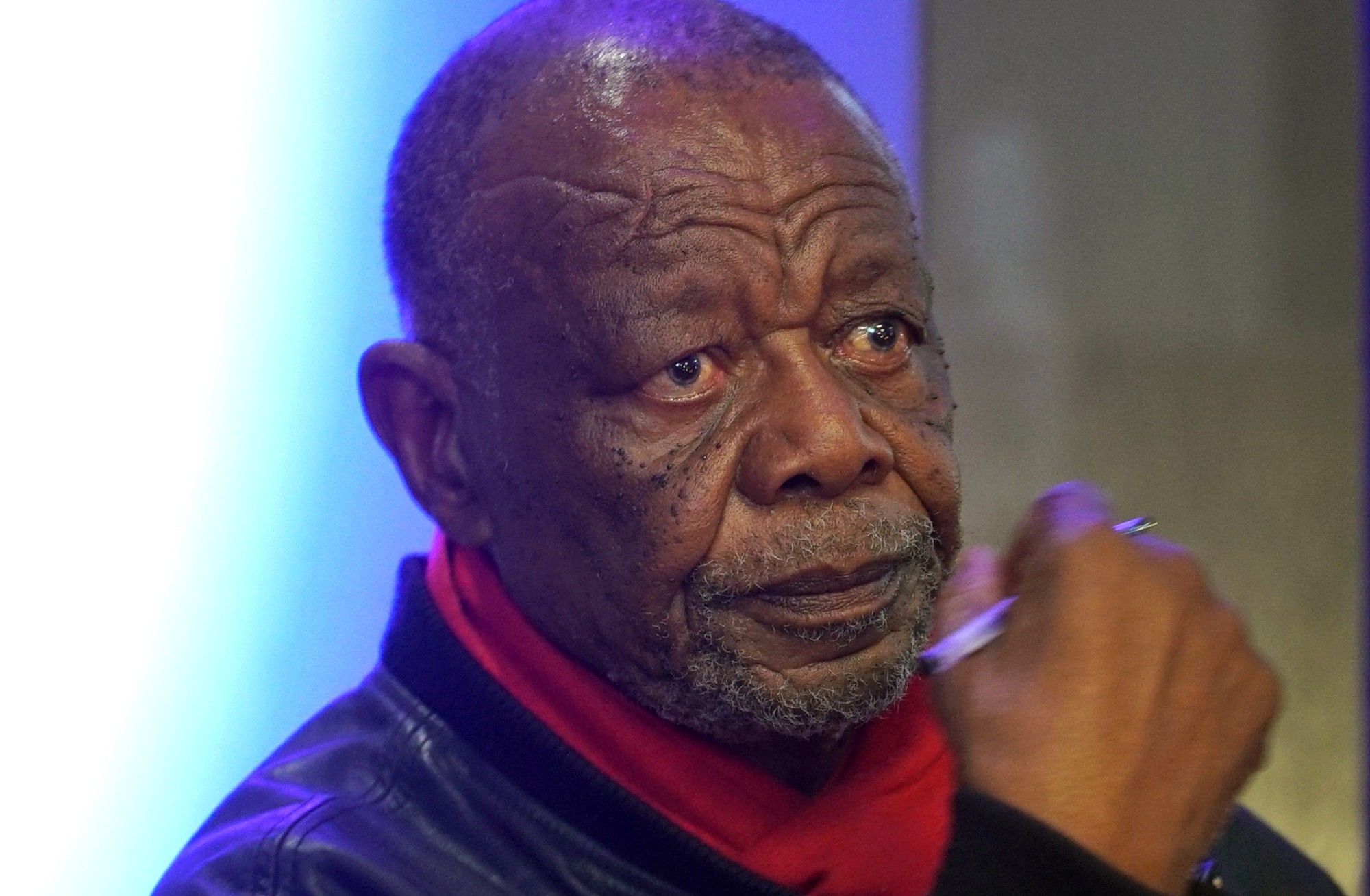 Professor Serote to be honoured again for his poetic fire