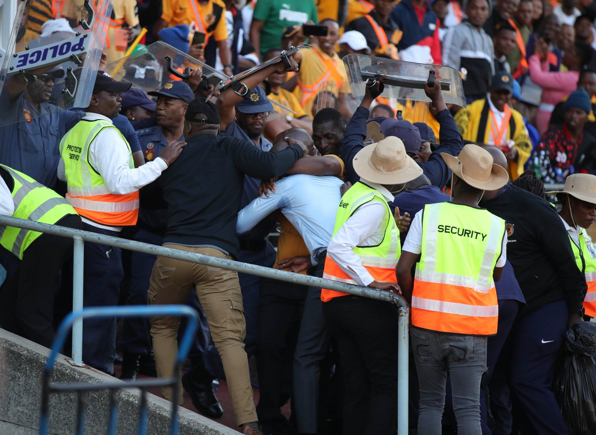 ‘It’s only us that can make it right’ - Dillon Sheppard rallies Kaizer ...