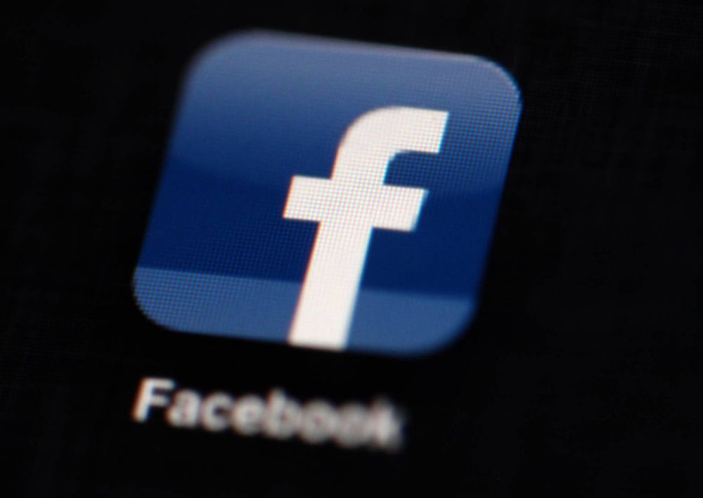 Facebook adds extras for business pages