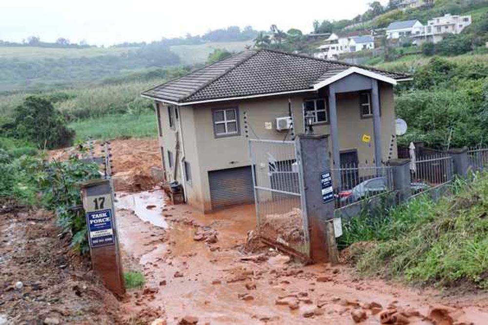 La Mercy family deal with mudslide aftermath