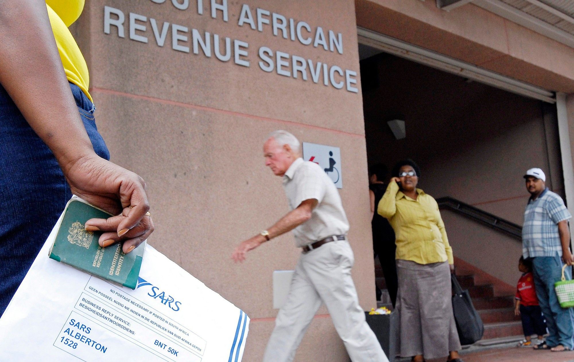 SARS’s new PAYE rules for pensioners