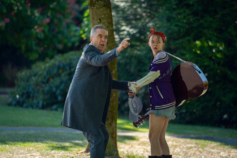 Watch Run Away: A viral video, a missing daughter and the twists that ...