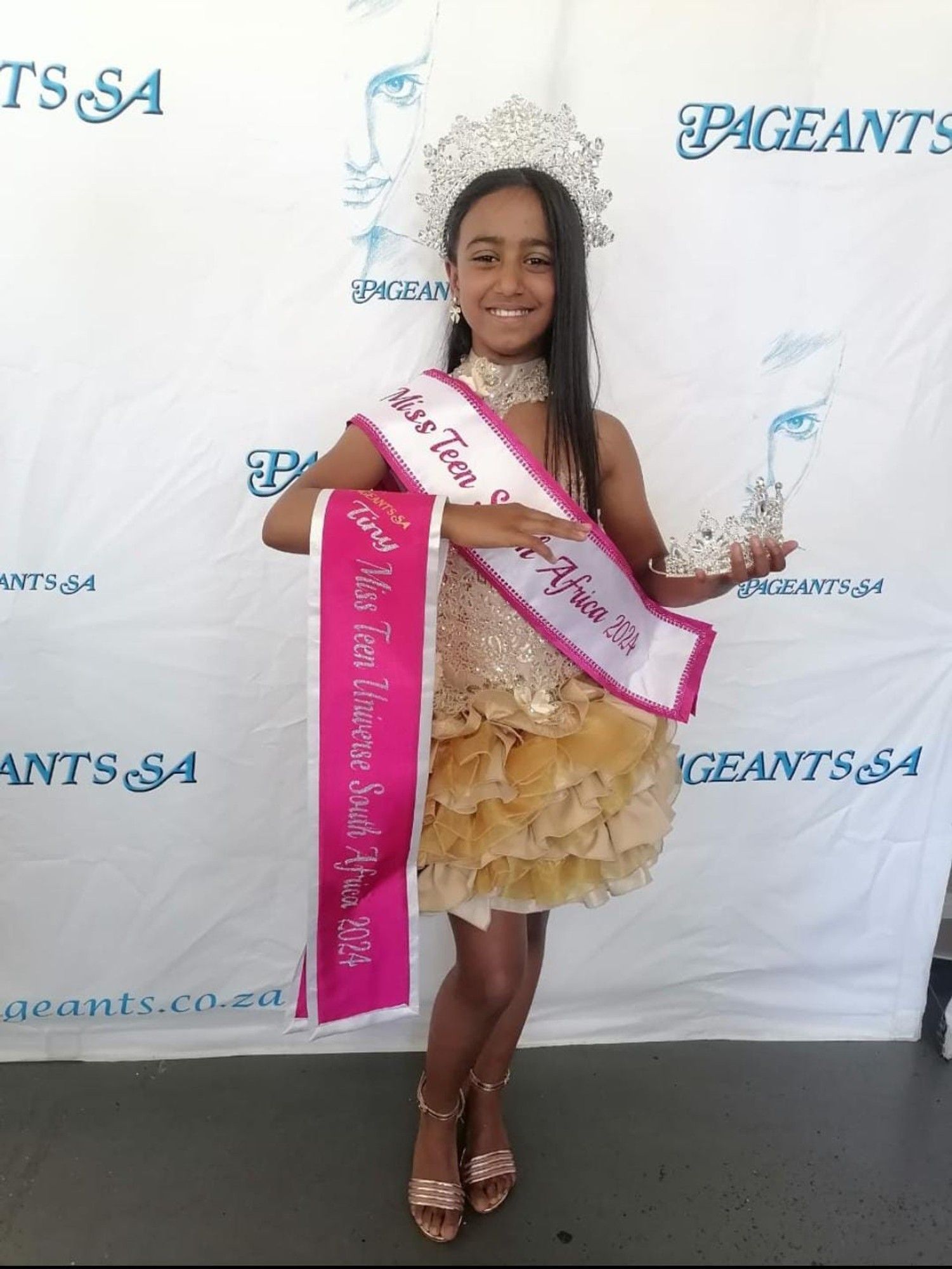 Atlantis’ beauty queen snatches Miss Tiny Teen SA crown