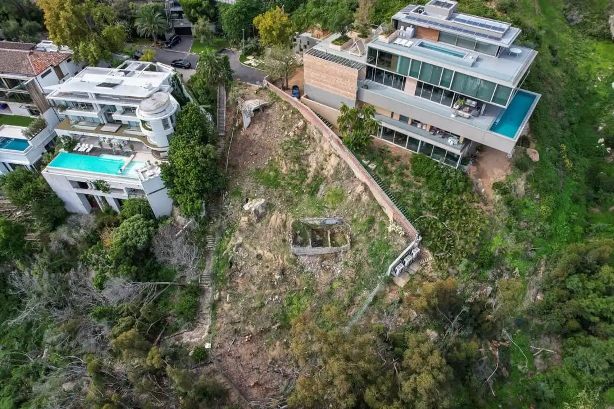 Clifton’s R175 million plot for sale