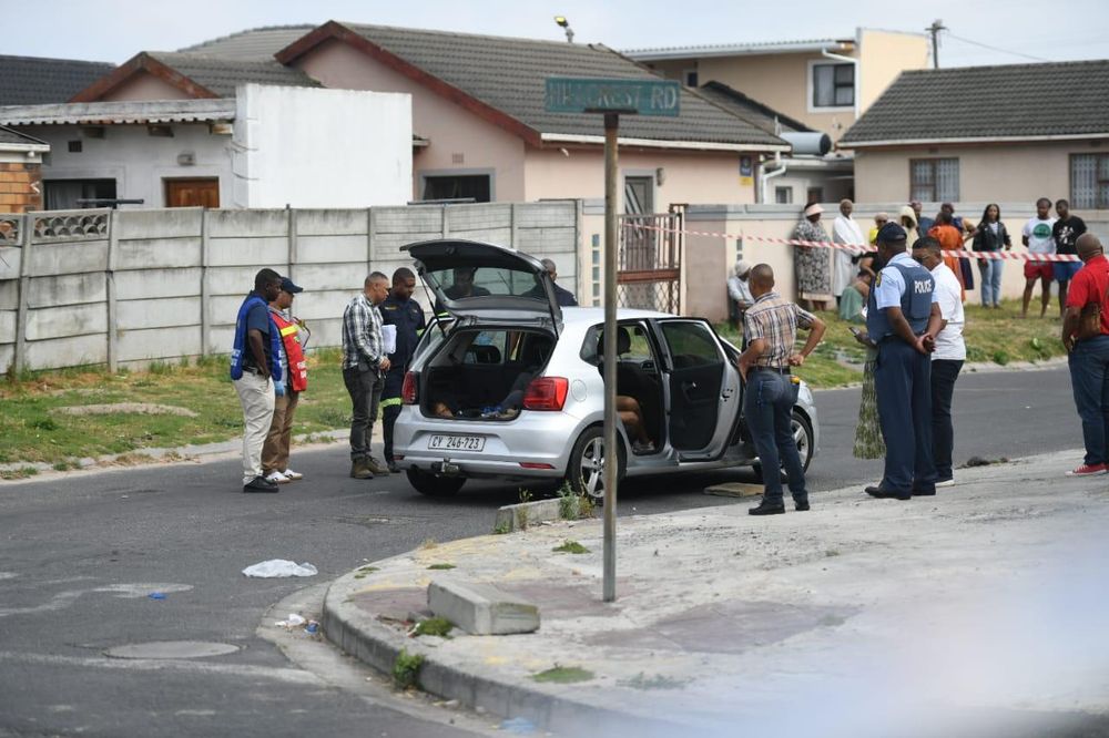Lentegeur shaken by triple murder