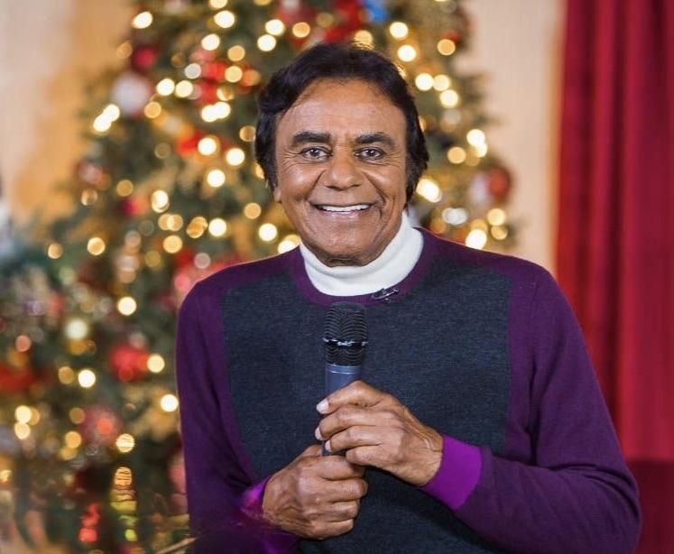 Singer Johnny Mathis retires from touring due to 'accelerated' memory ...