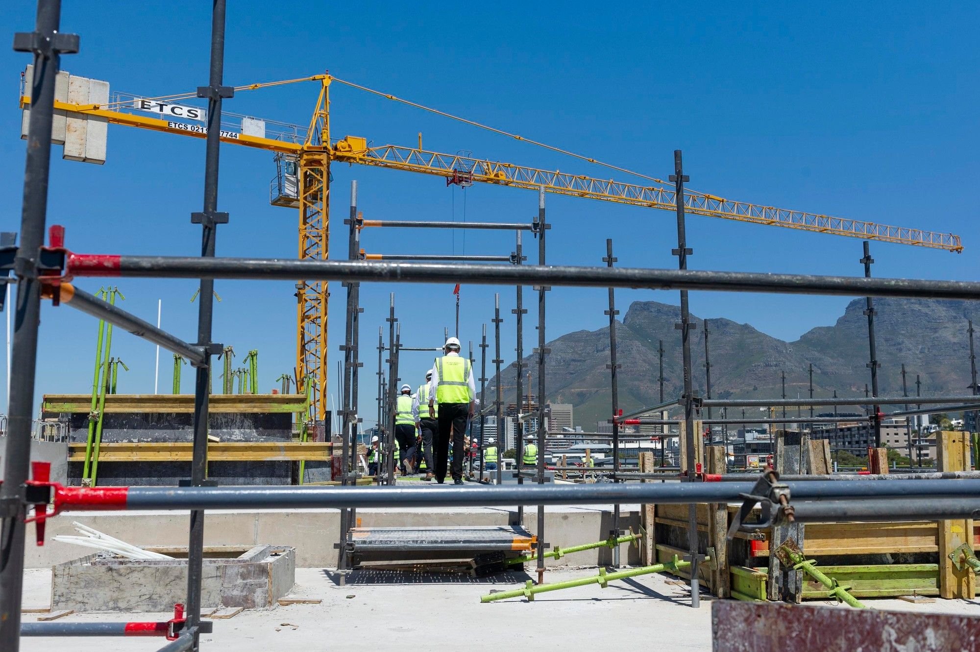 Sharp decline in building confidence index clouds South African ...