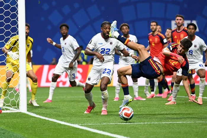 40-year-old Vozinha shines as Cape Verde stuns Spain in World Cup draw