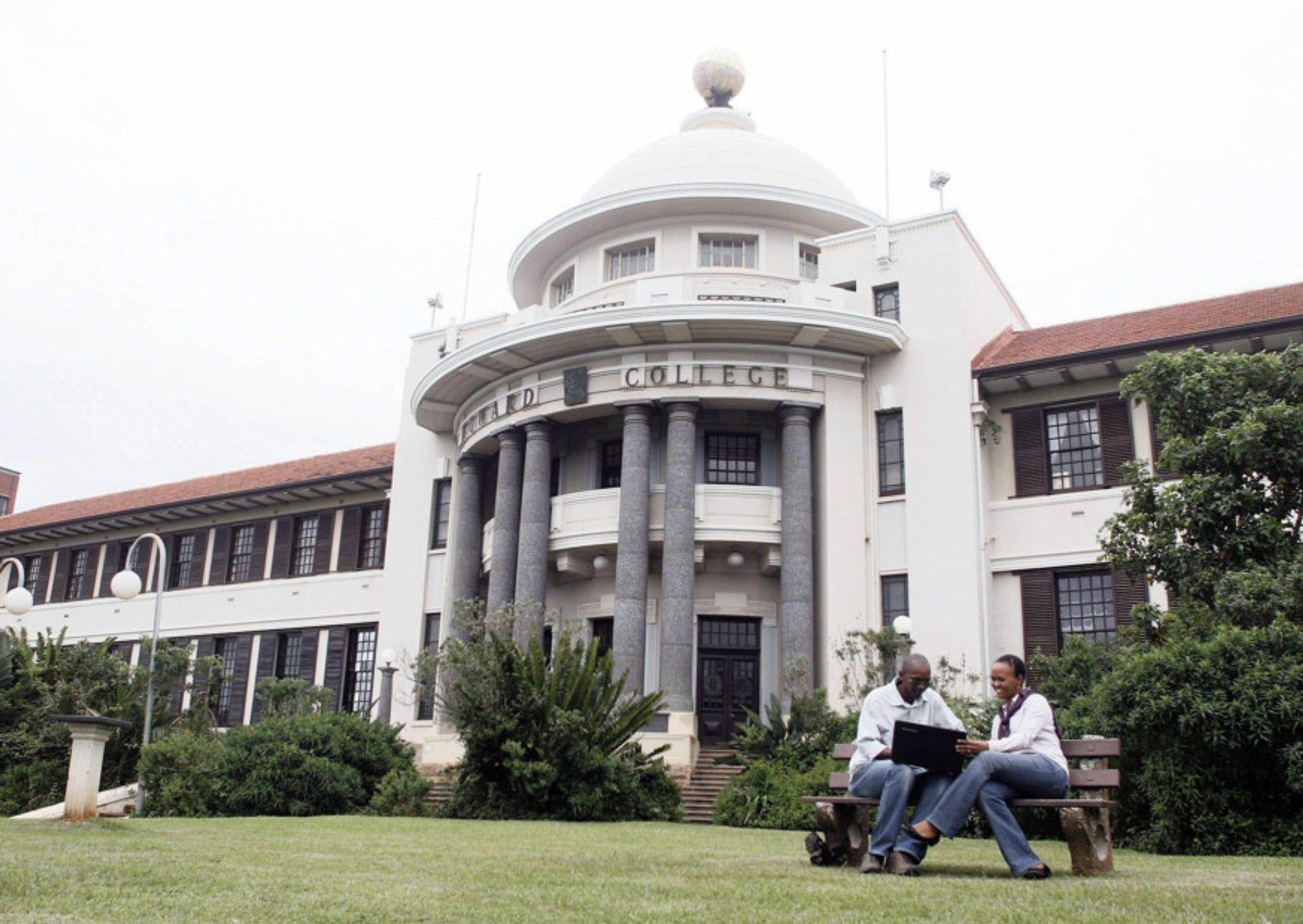 Protesting UKZN med students released on warning