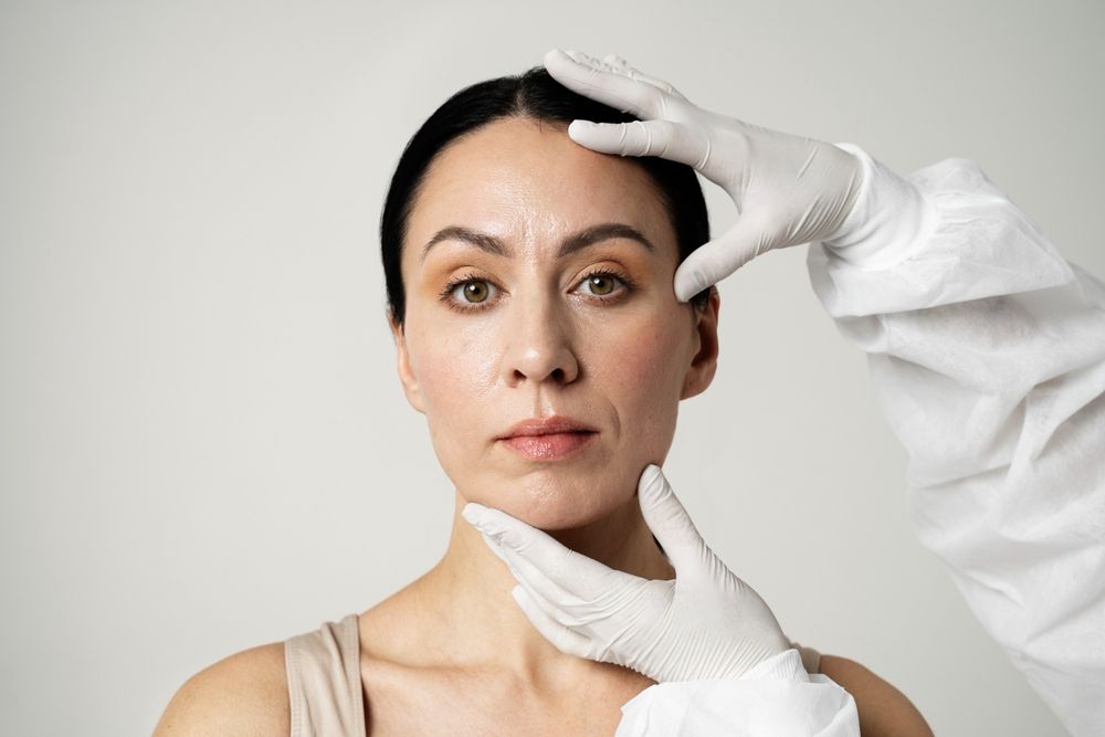 Cosmetic surgery: The pros and cons of going under the knife
