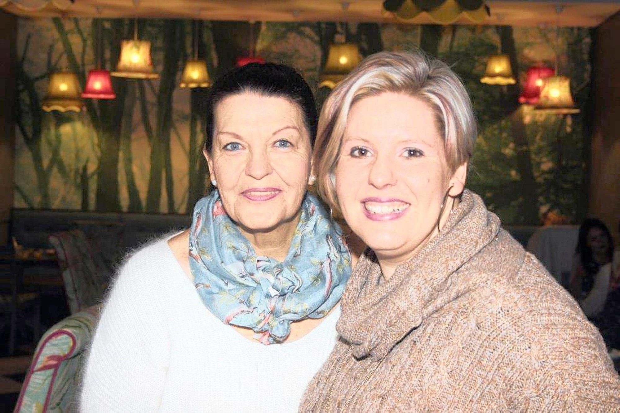 Mom and daughter' s shared cancer journey