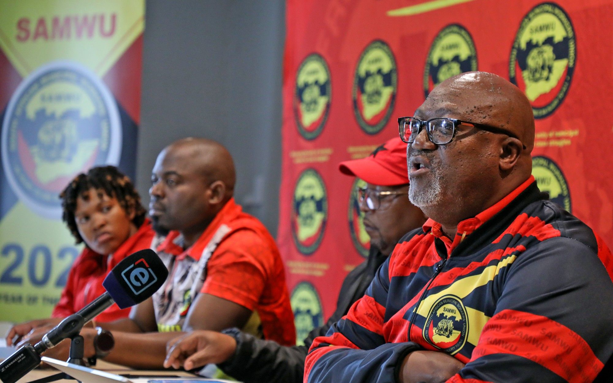 Samwu demands action as municipal salary crisis escalates due to ...