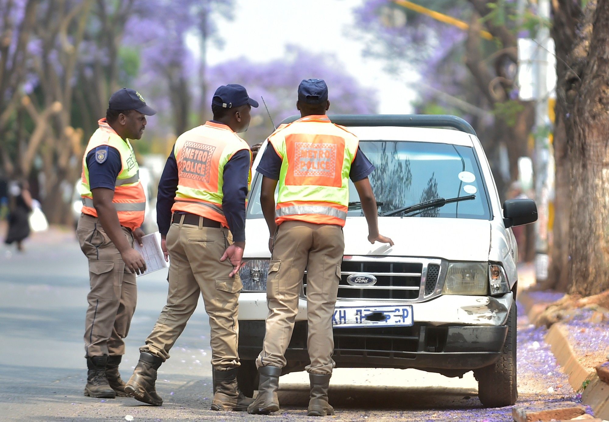 Motorists urged to capture ‘corrupt’ Tshwane metro police on camera