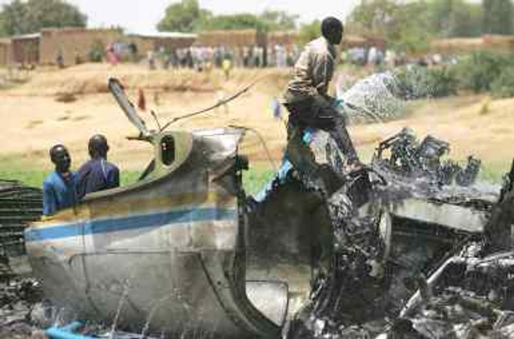 Food aid plane crashes, killing six