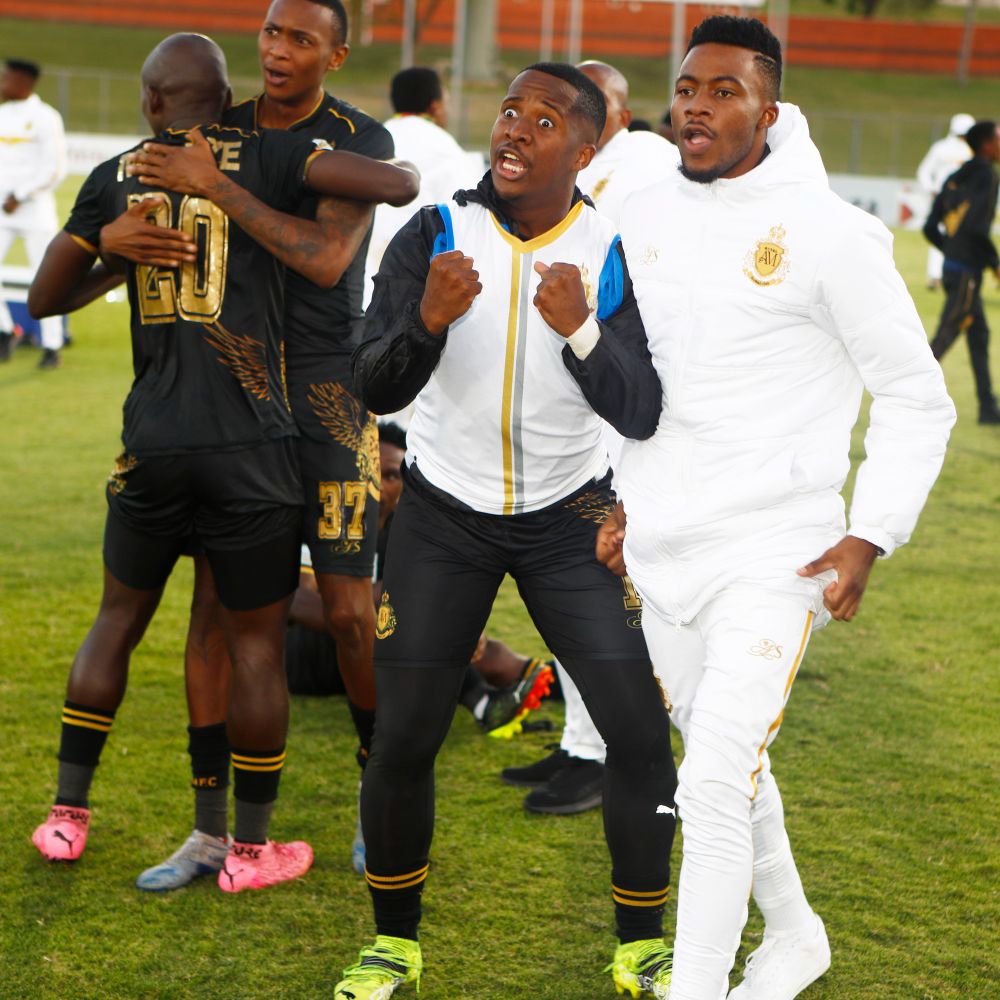 Royal AM hold PSL hostage, play-offs again postponed