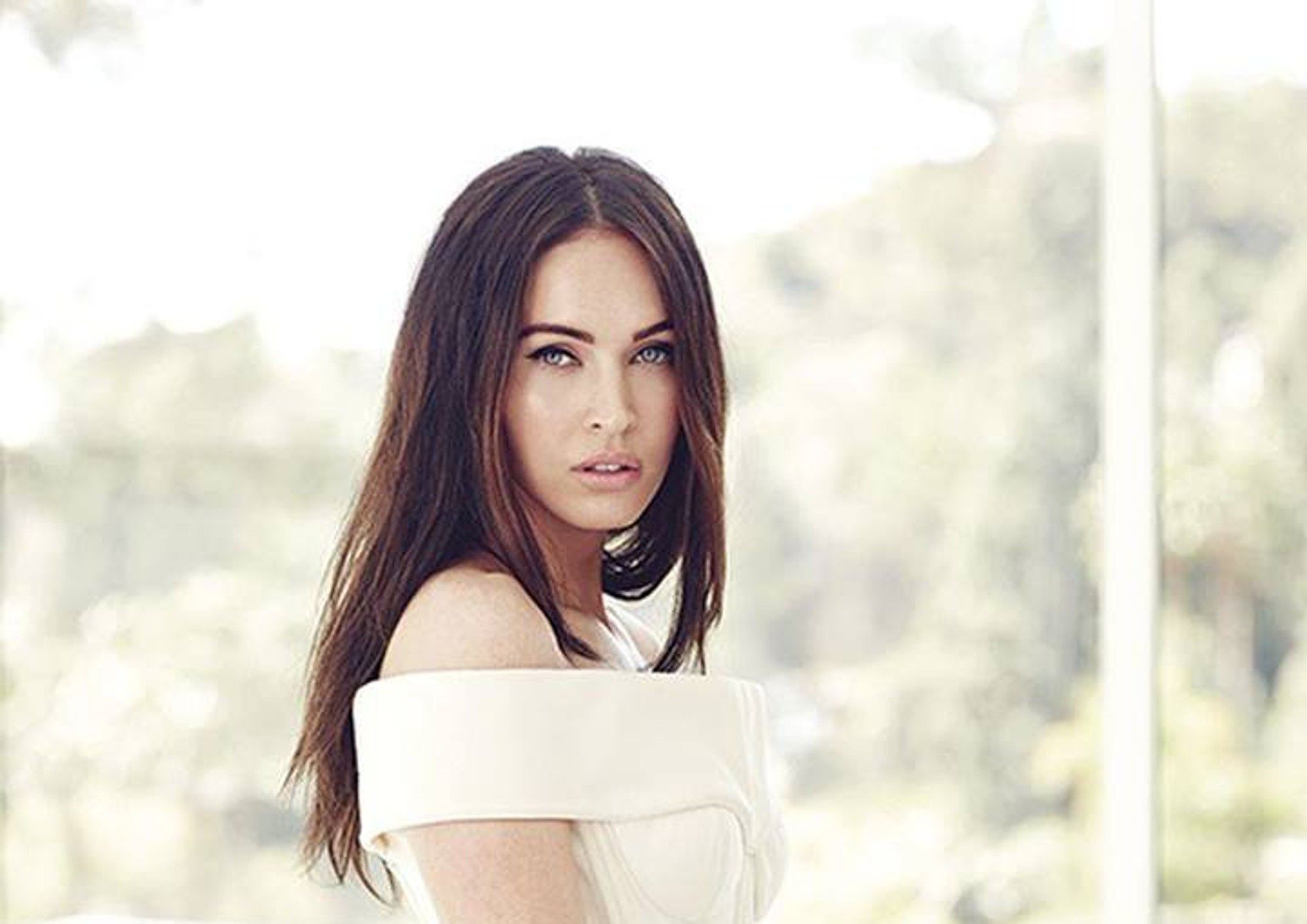 Play with Megan Fox, Stormfall warrior