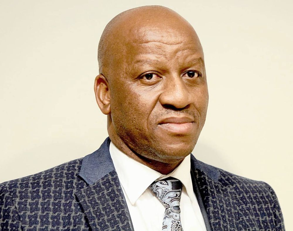 Incwadi ebhekiswe kuNdunankulu wesifundazwe osanda kufungiswa