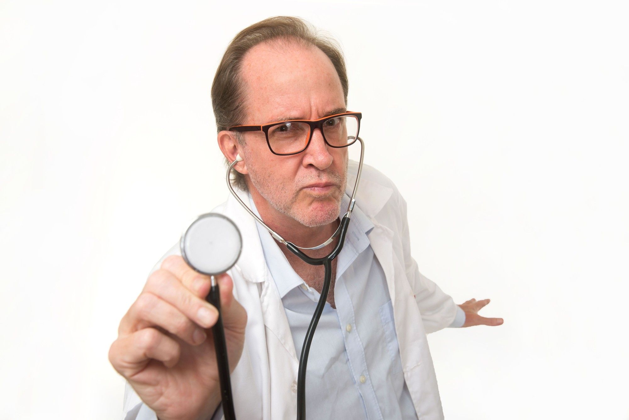 Patrick Kenny returns with his hilarious one-hander, ‘Yesterday’s Hero’