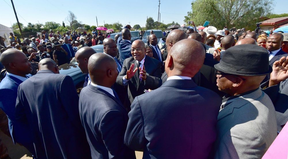#OntlametseFuneral: Zuma lashes journalists