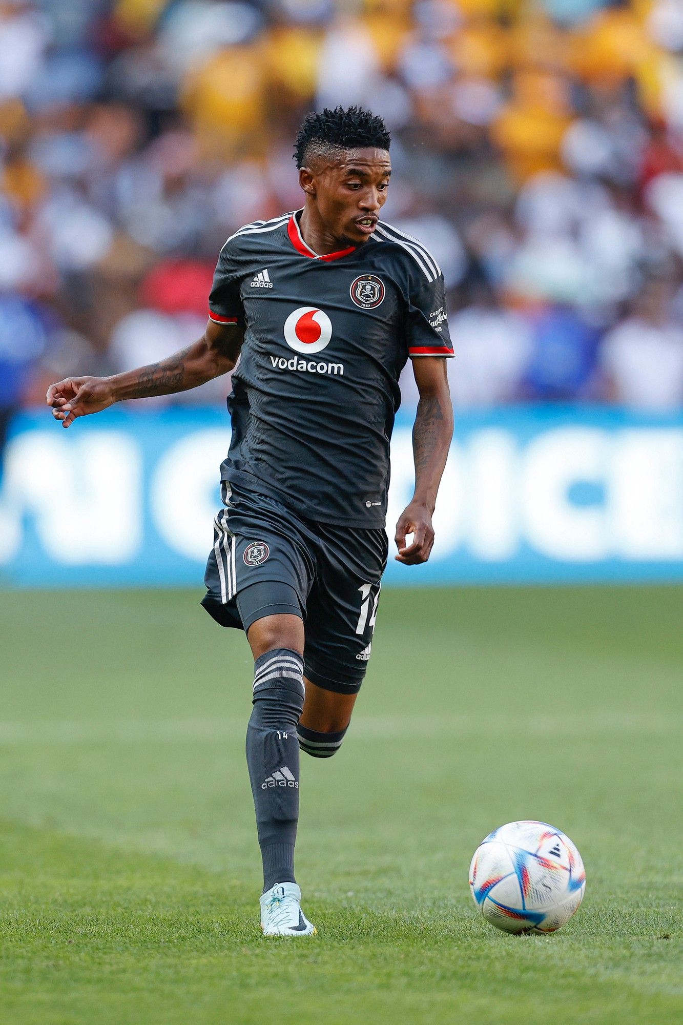 Monnapule Saleng targeted by Al Ahly confirmation: Orlando Pirates star ...
