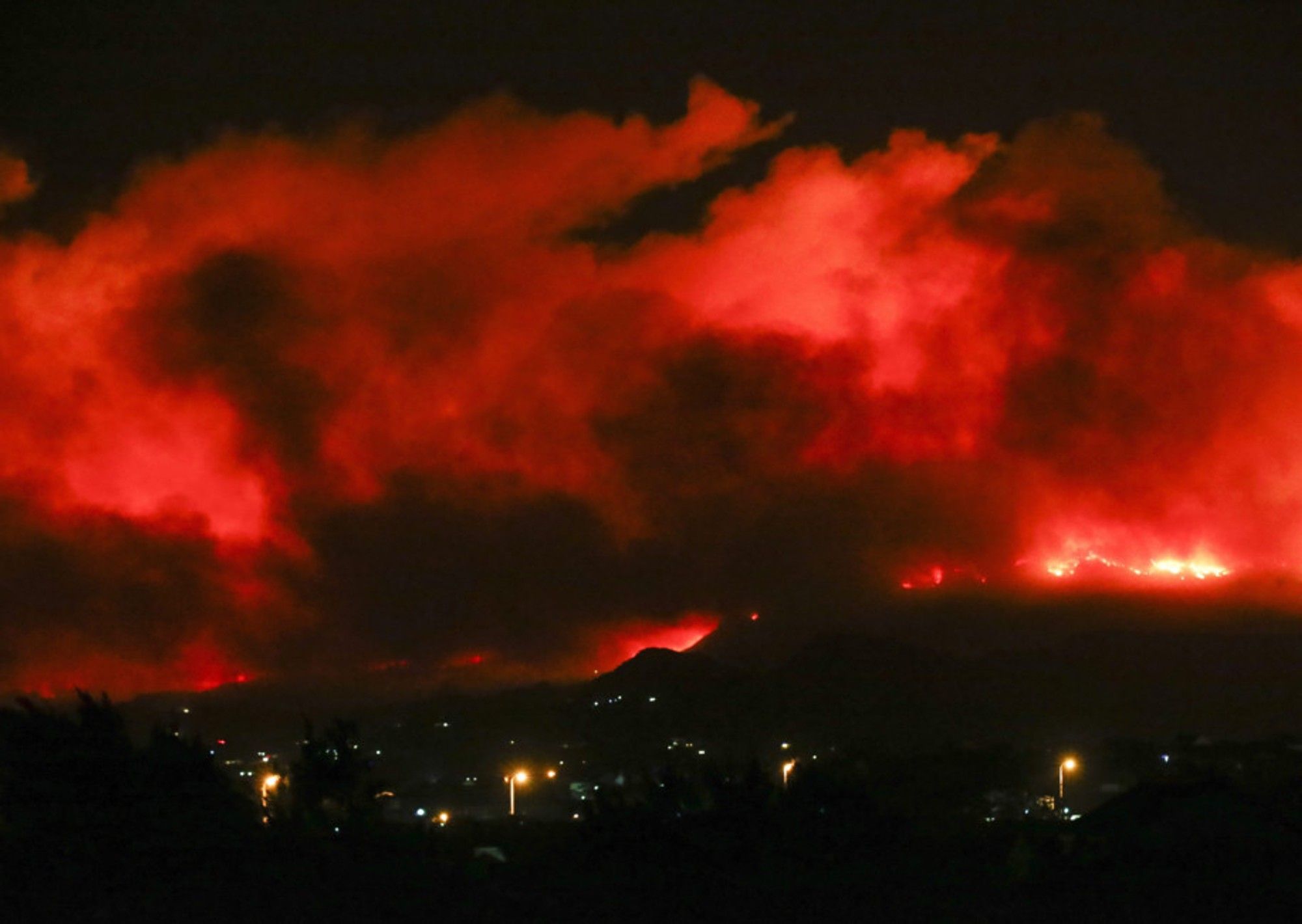 Devastating Cape fire finally out