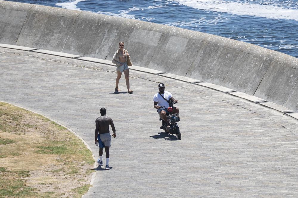 City probes Promenade e-scooters
