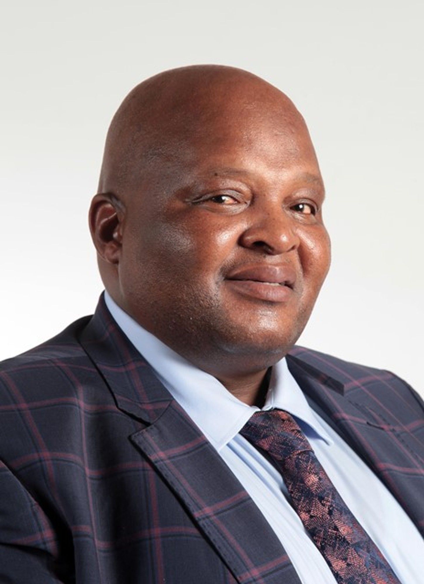 Former mayor and wife in court for allegedly using fake documents to ...