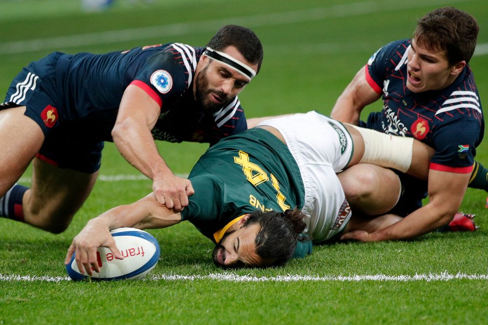 Pollard off target, but nervy Boks pull it through in Paris