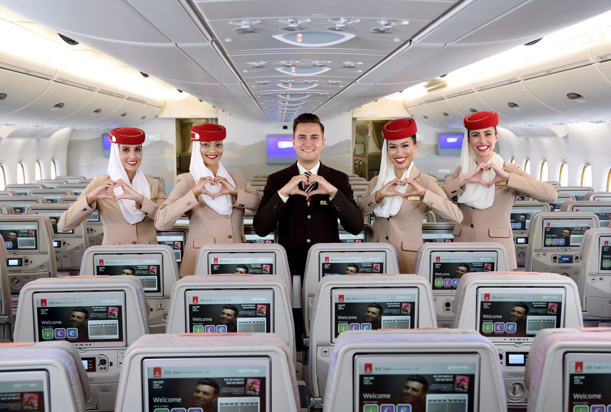 Emirates welcomes 3 000 new cabin crew recruits