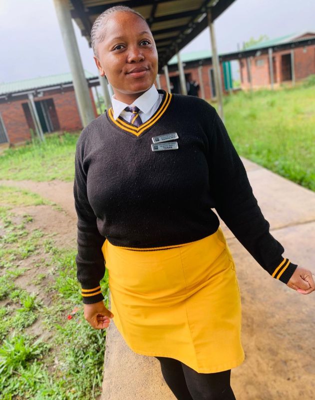 Oneminyaka engu-32 uvuke wazithatha waphasa u-matric ngo-A abayisithupha