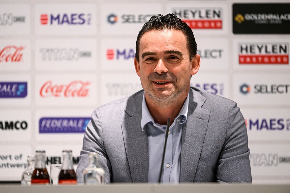 Arsenal icon Marc Overmars banned from Dutch football over unsolicited ...