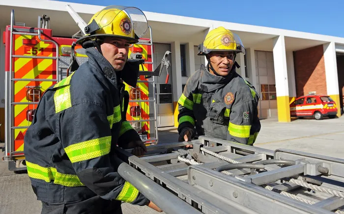 2 children dead in Grabouw fire, mother arrested