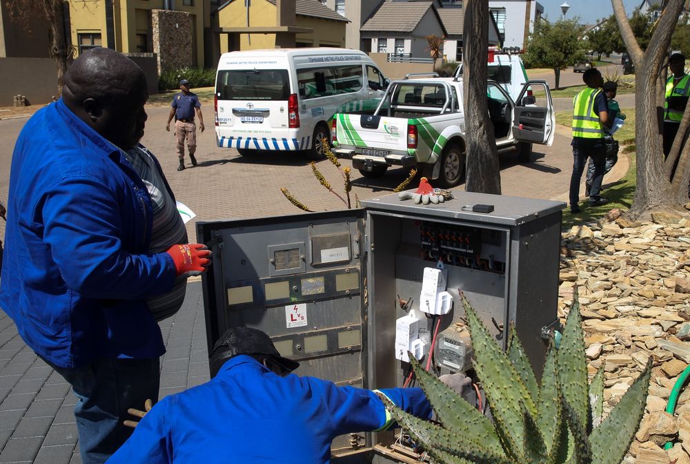 Tshwane visits non-paying upmarket estates to crack whip on tampering ...