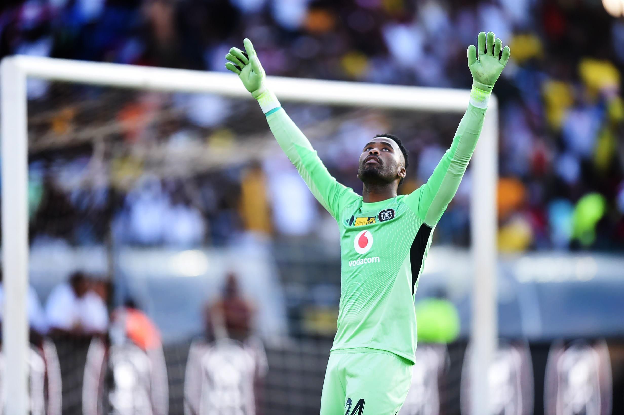 Orlando Pirates stopper Sipho Chaine outshines Ronwen Williams in semi ...