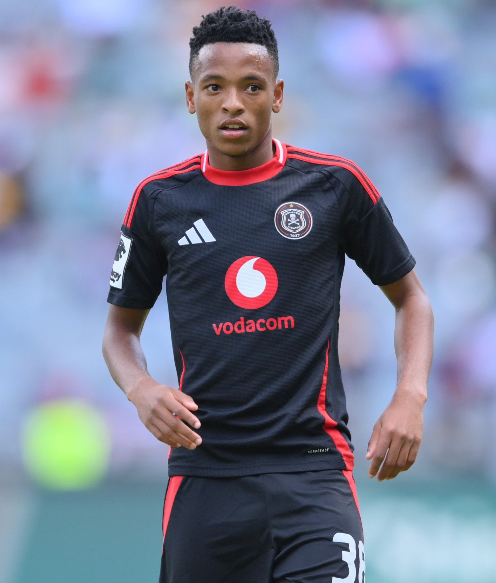 URiveiro nesimo esiphoqa ashintshe inkolelo kwiPirates