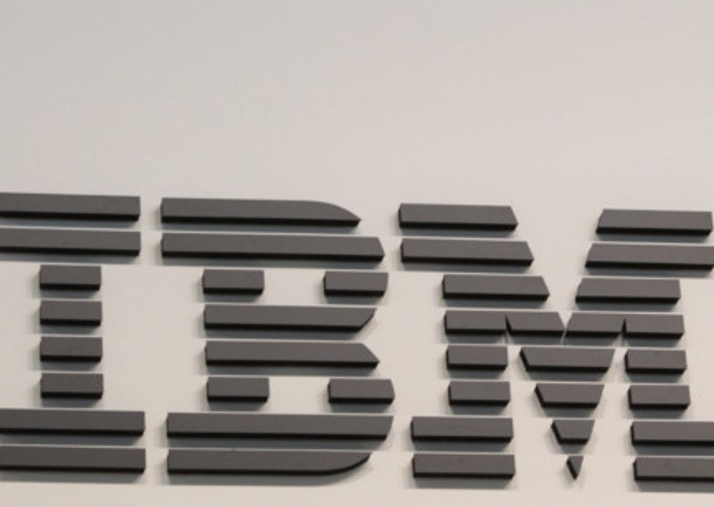IBM pushes networking and research