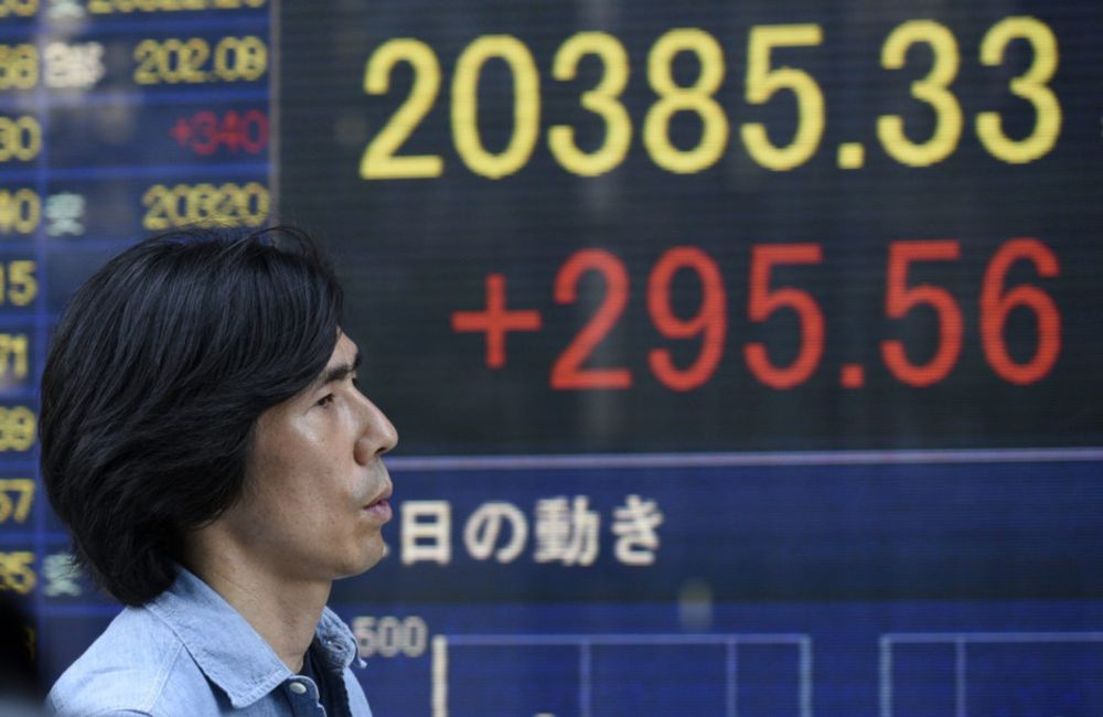 Emerging markets plumb 6-1/2 year lows