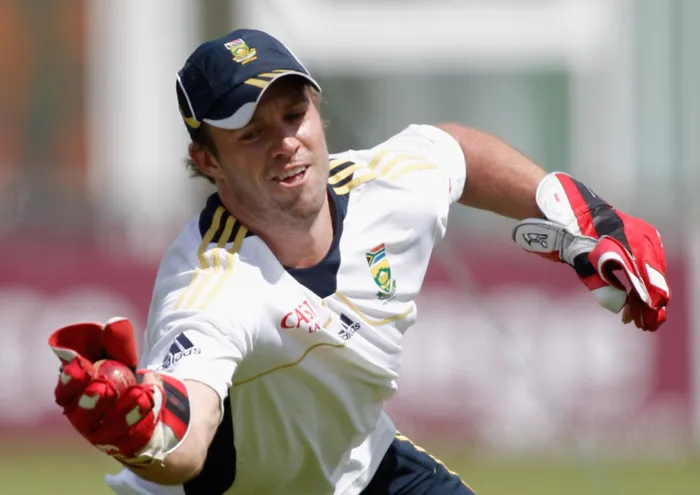 Hashim backs AB to keep wicket