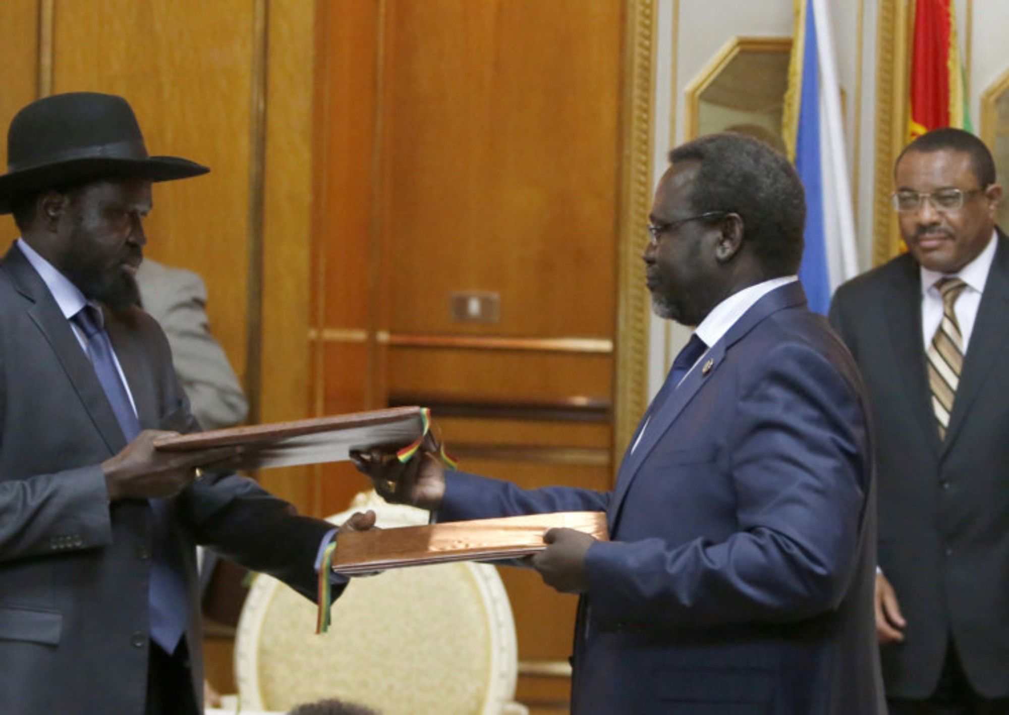 S Sudan troops, rebels block peacekeepers
